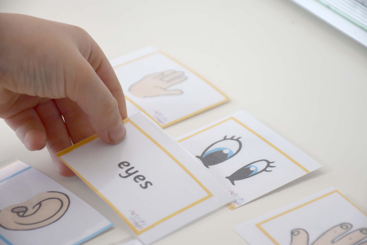 Word Board Game for Children - Paint Craft Play